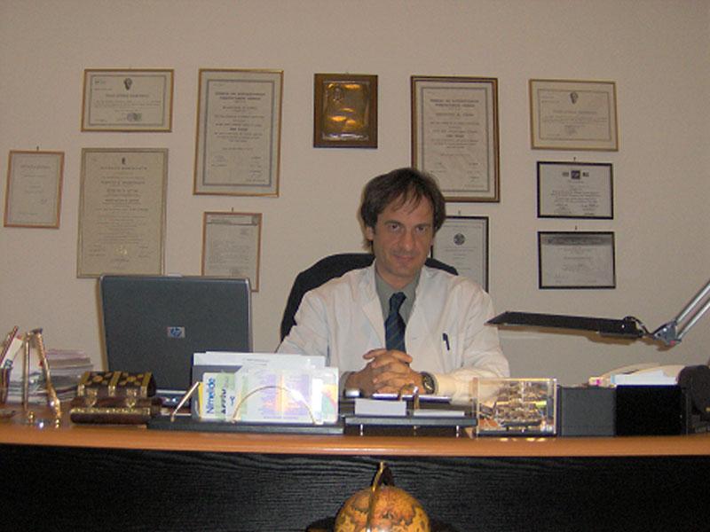 ΟΡΘΟΠΑΙΔΙΚΟΙ – ΧΕΙΡΟΥΡΓΟΙ - ΟΡΘΟΠΑΙΔΙΚΟΣ ΑΘΗΝΑ - ΔΑΡΑΣ - 4ty.gr