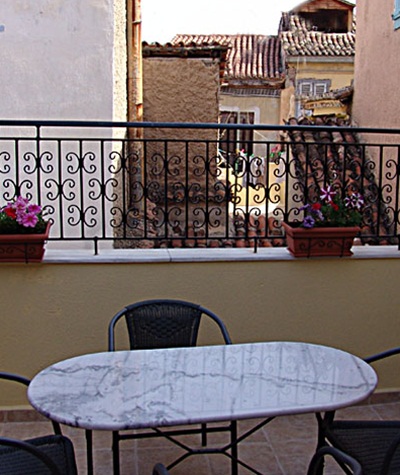 ROOMS TO LET – APPARTMENTS - PANSION FILIRA - ΔΑΓΡΕ ΟΥ - 4ty.gr