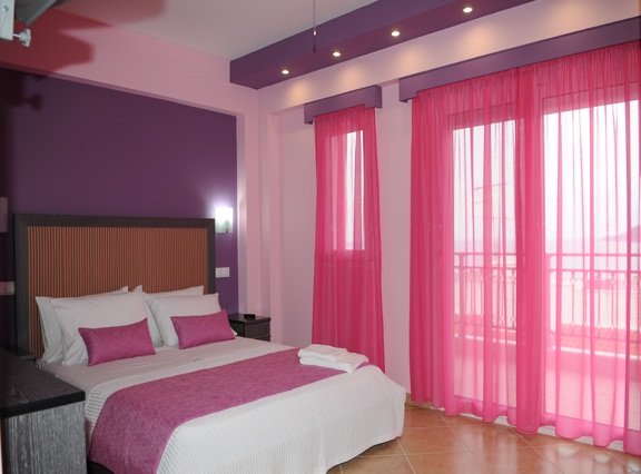 ΕΝΟΙΚΙΑΖΟΜΕΝΑ ΔΩΜΑΤΙΑ ΣΑΡΤΗ ΧΑΛΚΙΔΙΚΗ - GREENOTEL - ΠΑΣ - 4ty.gr