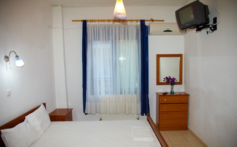ΕΝΟΙΚΙΑΖΟΜΕΝΑ ΔΩΜΑΤΙΑ – ΚΑΤΟΙΚΙΕΣ - THE BLUE APARTMENT - 4ty.gr