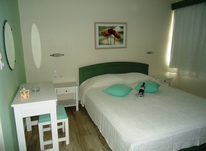 ΕΝΟΙΚΙΑΖΟΜΕΝΑ ΔΩΜΑΤΙΑ – ΚΑΤΟΙΚΙΕΣ - THEODORA ROOMS - Π - 4ty.gr