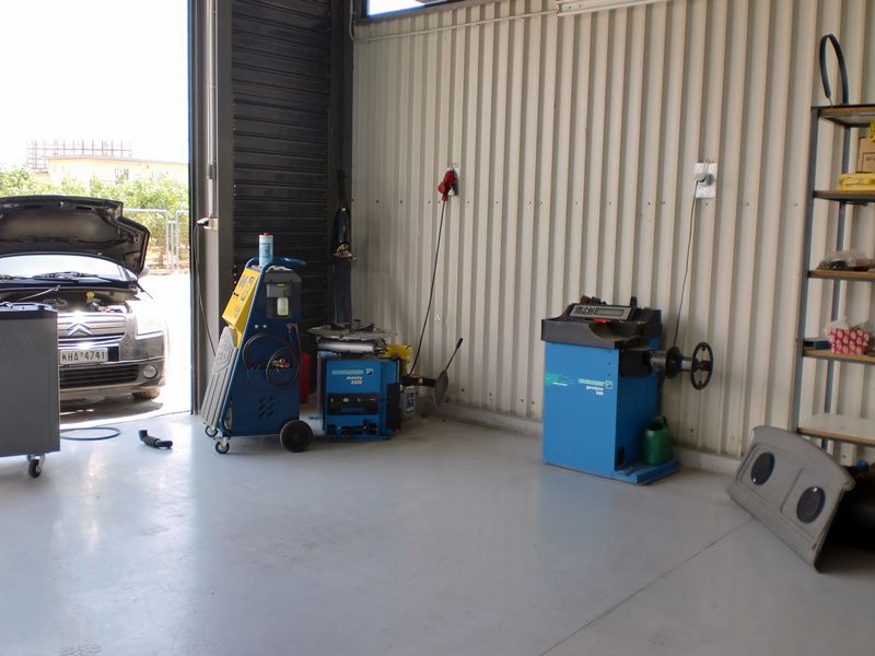 CAR SERVICE - ΜΩΡΑΪΤΗΣ SERVICE - Megara - 4ty.gr