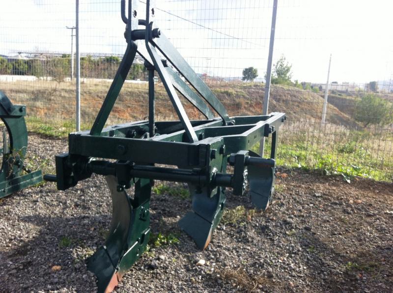 ΑΓΡΟΤΙΚΑ ΜΗΧΑΝΗΜΑΤΑ - 4ty.gr