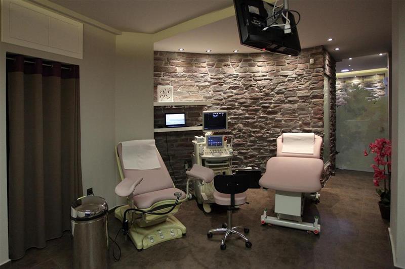 ΜΑΙΕΥΤΗΡΕΣ – ΓΥΝΑΙΚΟΛΟΓΟΙ - ΧΕΙΡΟΥΡΓΟΙ - ΓΥΝΑΙΚΟΛΟΓΟΣ Λ - 4ty.gr