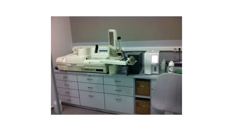 ΜΙΚΡΟΒΙΟΛΟΓΙΚΑ ΕΡΓΑΣΤΗΡΙΑ – ΜΙΚΡΟΒΙΟΛΟΓΟΙ - ΚΟΥΖΟΥΚΑΣ - 4ty.gr