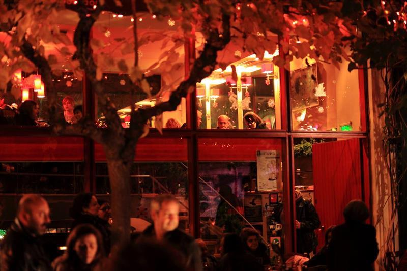 ΚΑΦΕΤΕΡΙΕΣ – ΜΠΑΡ - BOURBON - ΚΑΦΕΤΕΡΙΑ ΕΞΑΡΧΕΙΑ ΑΘΗΝΑ - 4ty.gr