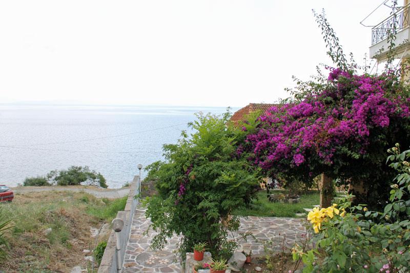 ΕΝΟΙΚΙΑΖΟΜΕΝΑ ΔΩΜΑΤΙΑ ΗΛΙΑ ΛΟΥΤΡΑ ΑΙΔΗΨΟΥ ΕΥΒΟΙΑ - HARM - 4ty.gr