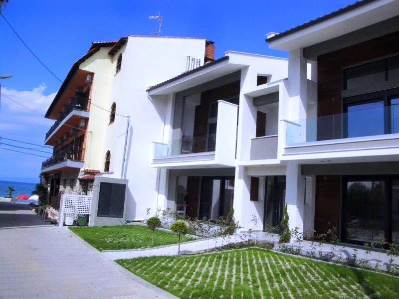 Manolis Vlachos - Buildings Constructions and Sales Cha - 4ty.gr