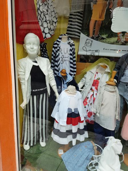 ΠΑΙΔΙΚΑ ΡΟΥΧΑ ΓΙΑ ΑΓΟΡΙΑ ΚΑΙ ΚΟΡΙΤΣΙΑ - ΒΟΛΟΣ - 4ty.gr