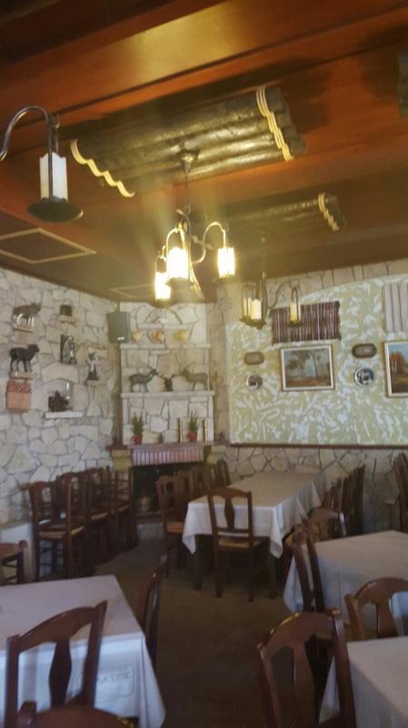 Παραδοσιακή Ταβέρνα Καλάβρυτα Αχαΐας | Ο ΕΛΑΤΟΣ- Φωτογραφίες