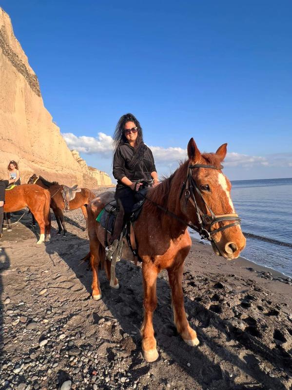 RIDING HORSE | Santorini Equestrian Club