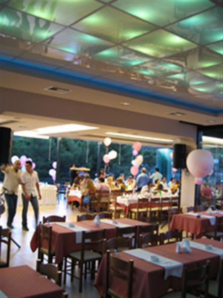 ΚΑΦΕ ΕΣΤΙΑΤΟΡΙΟ CATERING ΛΑΥΡΙΟ - ΕΣΤΙΑΤΟΡΙΟ ΛΑΥΡΙΟ - Χ - 4ty.gr
