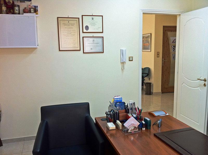 ΜΑΙΕΥΤΗΡΕΣ – ΓΥΝΑΙΚΟΛΟΓΟΙ - ΧΕΙΡΟΥΡΓΟΙ - ΖΑΧΑΡΟΠΟΥΛΟΥ Β - 4ty.gr