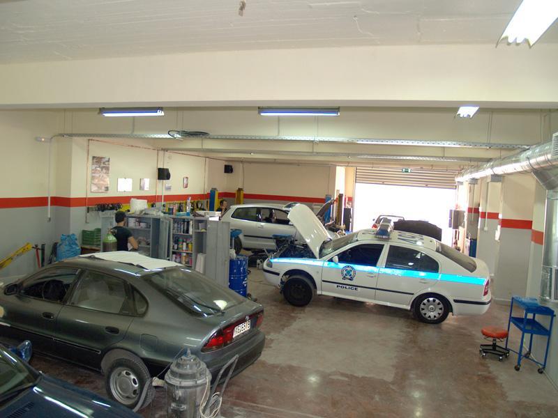 ΣΥΝΕΡΓΕΙΟ ΑΥΤΟΚΙΝΗΤΩΝ ΜΕΤΑΜΟΡΦΩΣΗ ΑΤΤΙΚΗ - ΘΕΟΔΩΡΑΚΑΚΗΣ - 4ty.gr