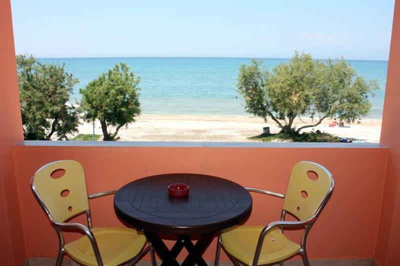 ΕΝΟΙΚΙΑΖΟΜΕΝΑ ΔΙΑΜΕΡΙΣΜΑΤΑ ΑΧΑΡΑΒΗ ΚΕΡΚΥΡΑ - VLACHOS AP - 4ty.gr