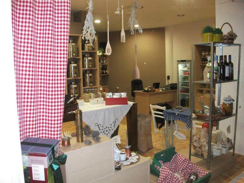 ΚΑΒΕΣ – ΕΜΠΟΡΙΑ ΠΟΤΩΝ - ΟΙΝΟΣ ΚΑΙ ΓΗ - ΚΑΒΑ ΚΡΑΣΙΩΝ ΚΕΡ - 4ty.gr